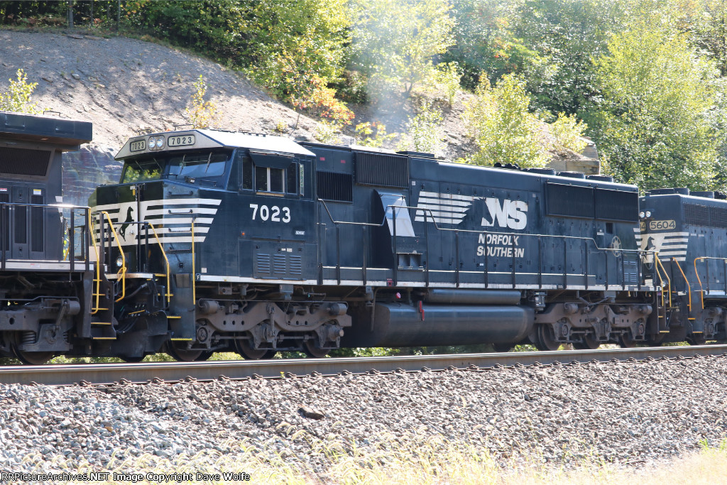 NS 7023